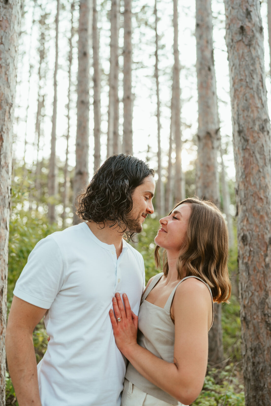 Best Engagement Photo Locations in Minneapolis + St. Paul MN