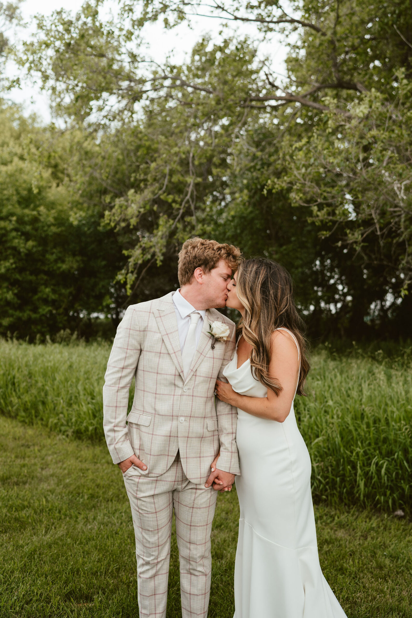 Candid Wedding Photography at The Pines Venue | Mariah + Ross