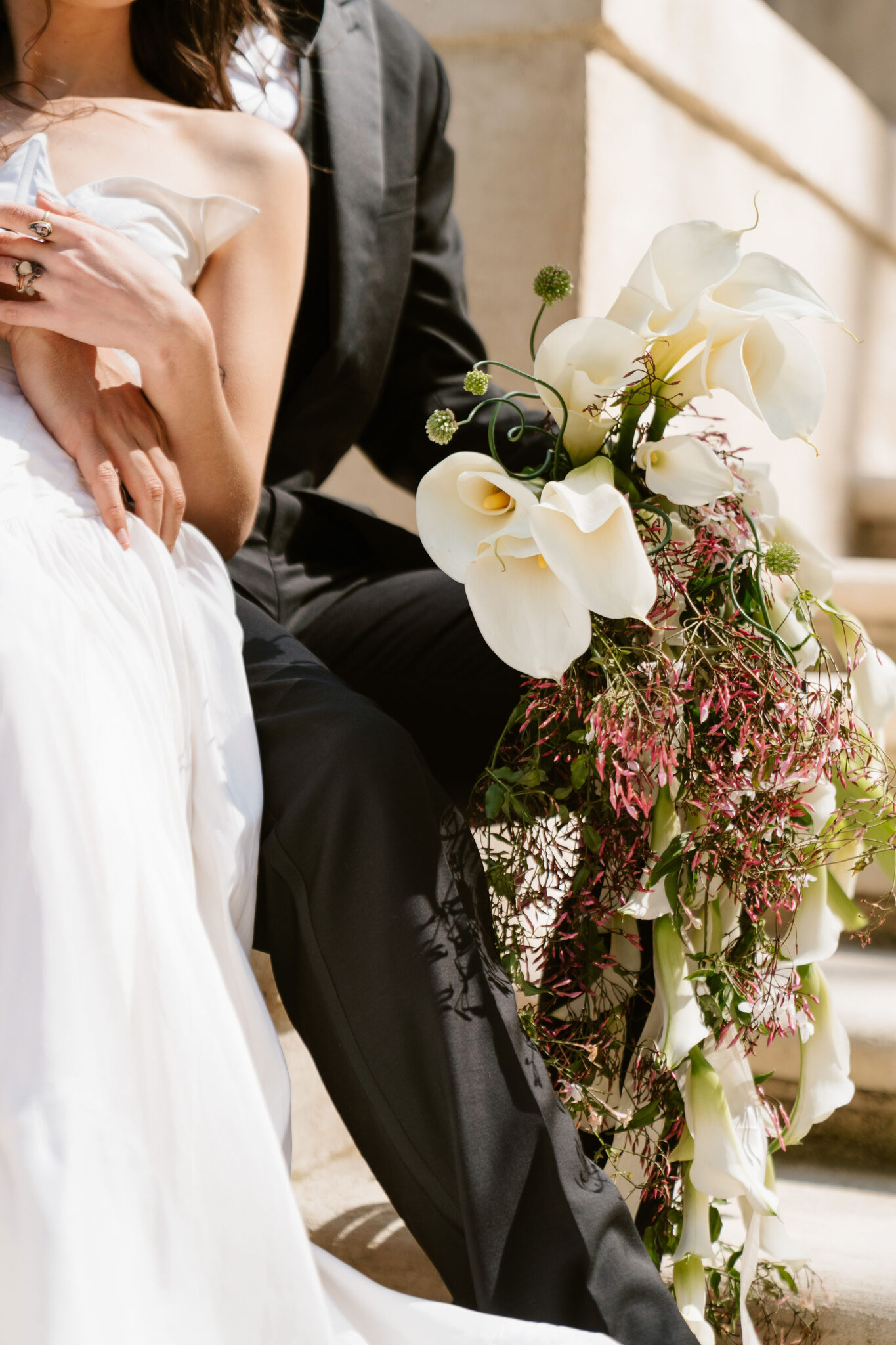 Editorial Style Wedding Photography at Swan House - maddiwaldophoto.com