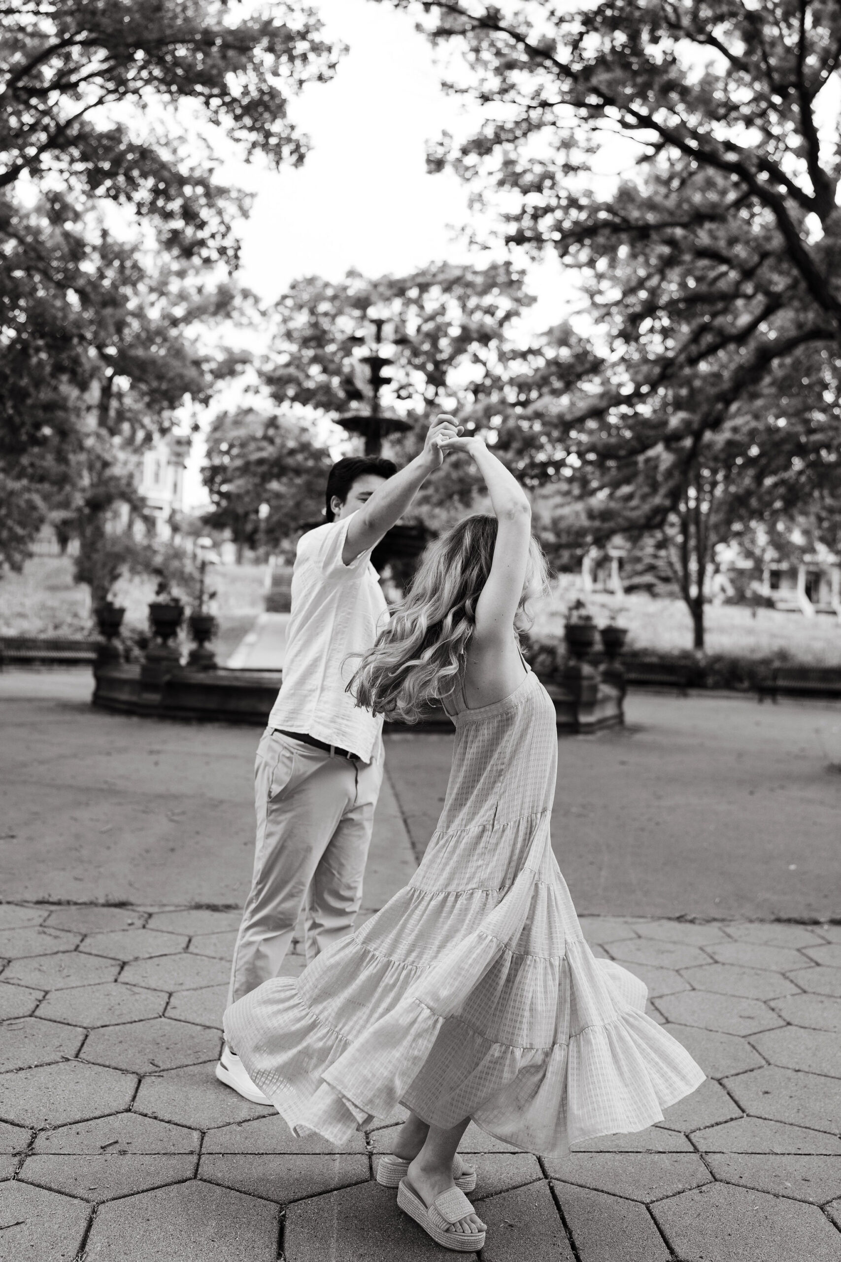 Surprise Proposal Photoshoot in Minneapolis - maddiwaldophoto.com